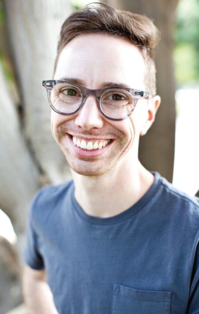 THE IN-BETWEEN BOOKSTORE – Reading Group Choices